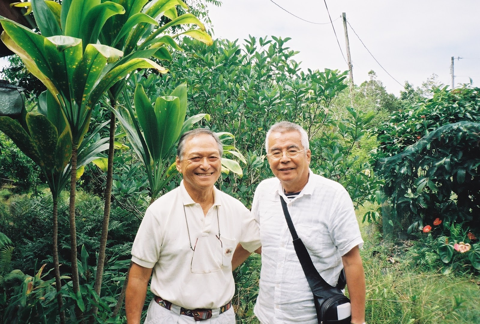 be great.: Finding 'life colors" with Mr.Izukura: Hilo (7/31)