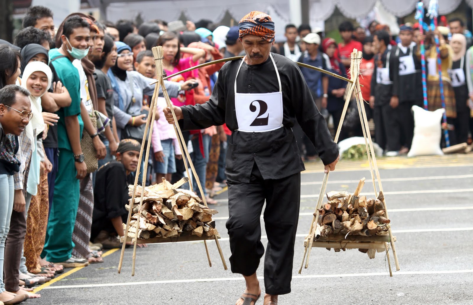 Pesona Bandung: Permainan Tradisional Jabar Dilombakan