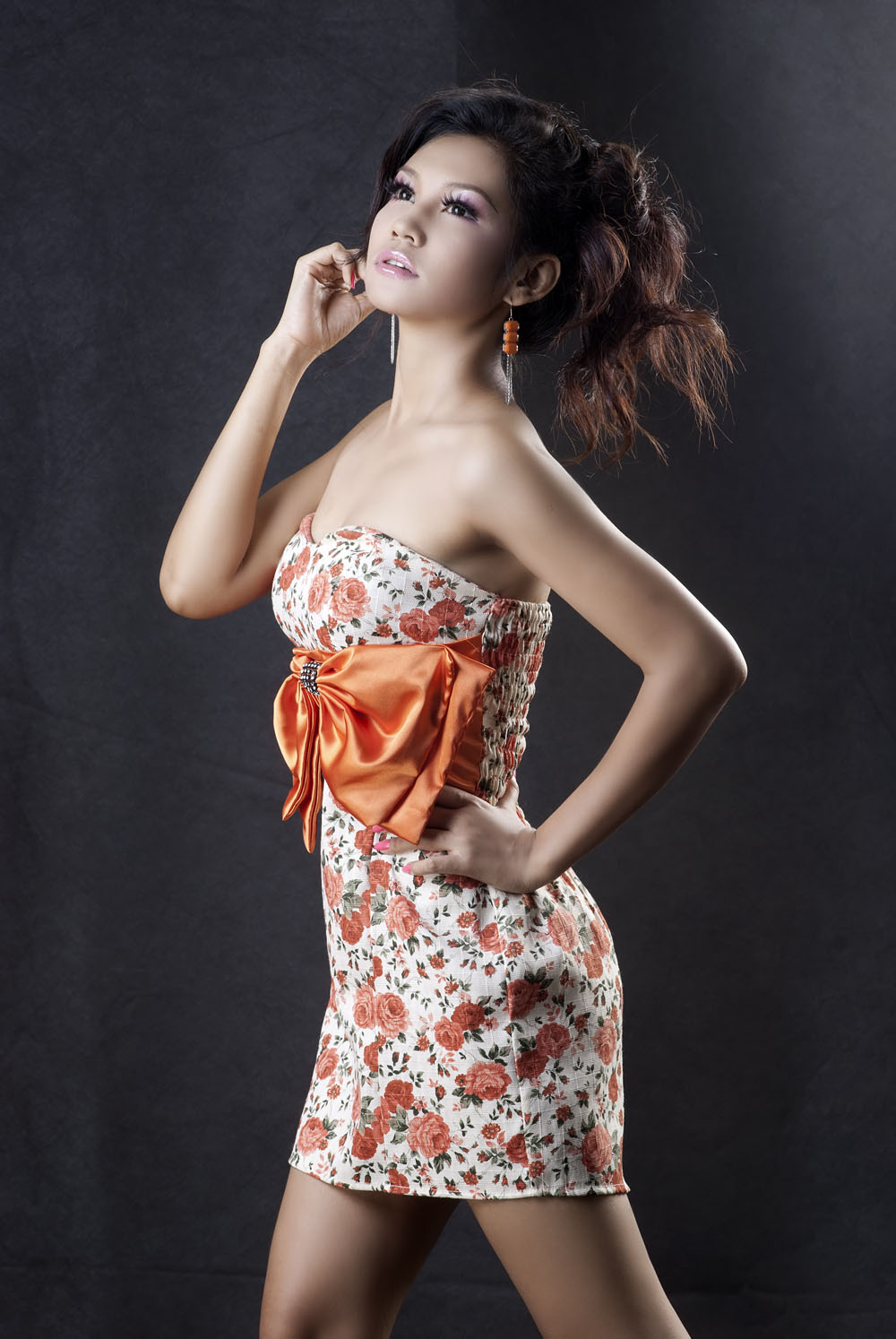 Arloo's Myanmar Model Gallery: Soe Pyae Pyae San - Sexy in Orange Dress