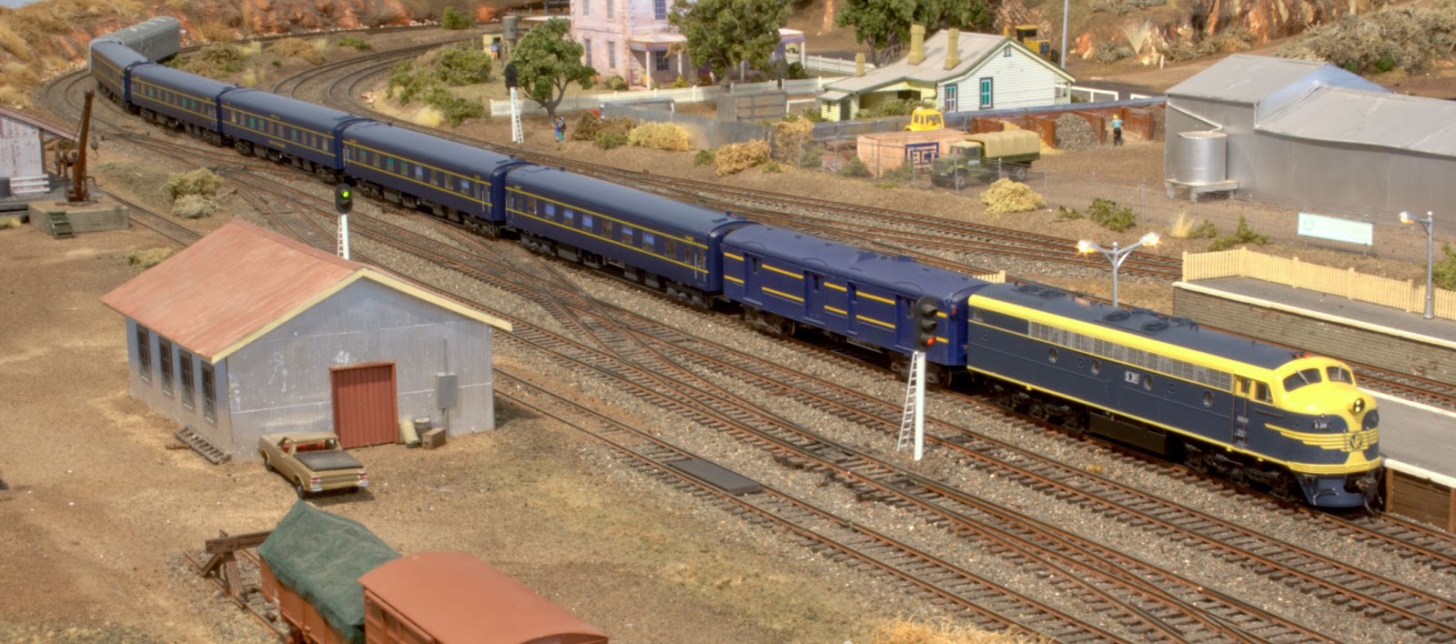 Garahbara: Spirit of Progress takes to the rails