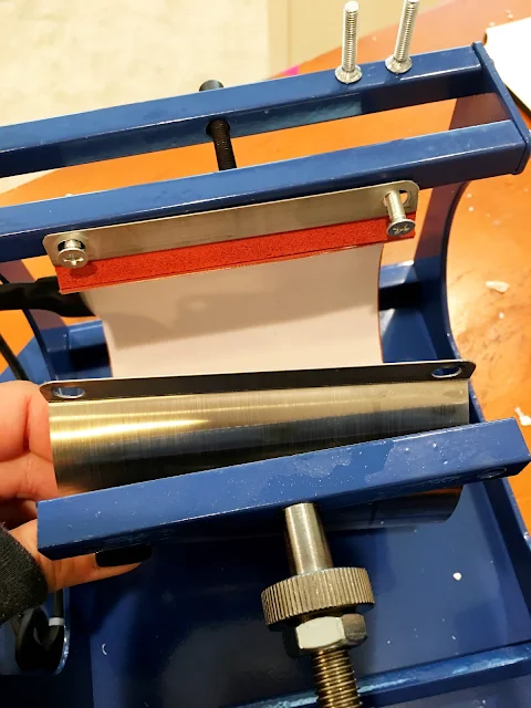 How to Change Mug Press Attachments on a 3-in-1 Press - Silhouette School