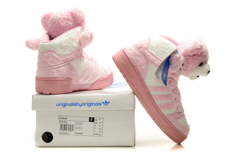 MACAM-MACAM KASUT: Adidas Jeremy Scott - Panda