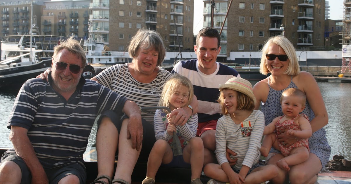 Narrow Boat Albert: London Family Adventure - Little Venice to Limehouse