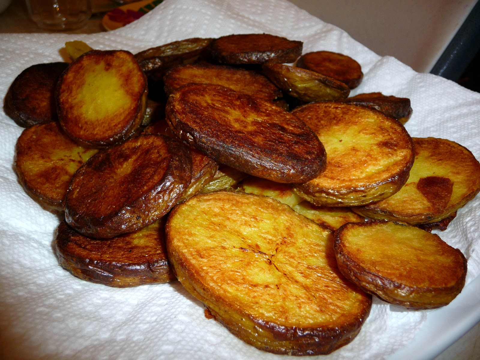 Easy Peasy Lemon Squeezy: Crispy Roasted Potatoes