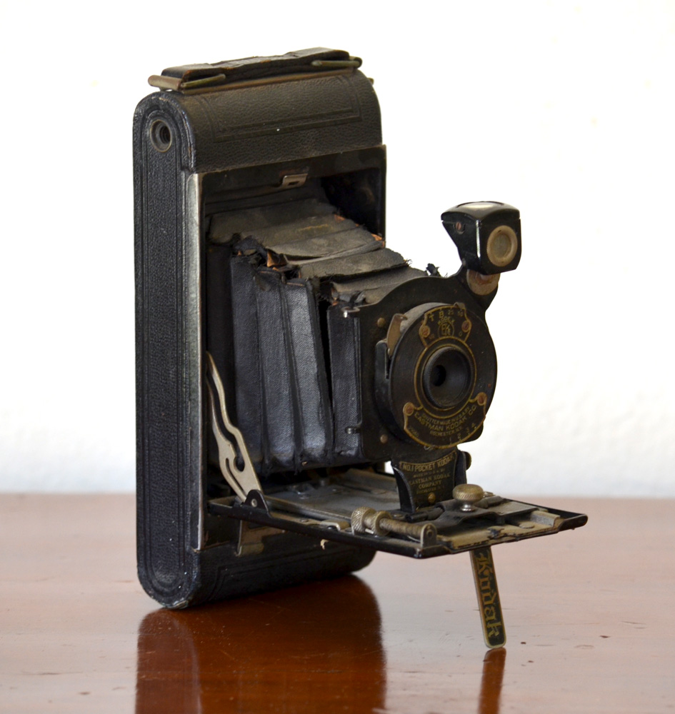 The Copycat Collector: COLLECTION #236: Vintage No. 1 Pocket Kodak Camera