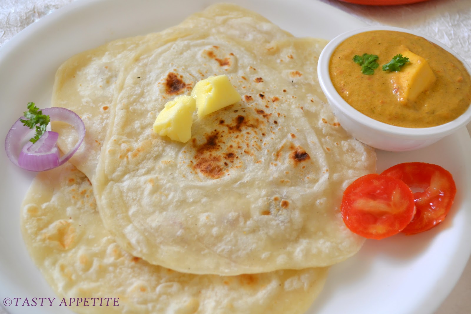 How to make Kulchas at home ( yeast free ) / Simple Kulcha recipe ...