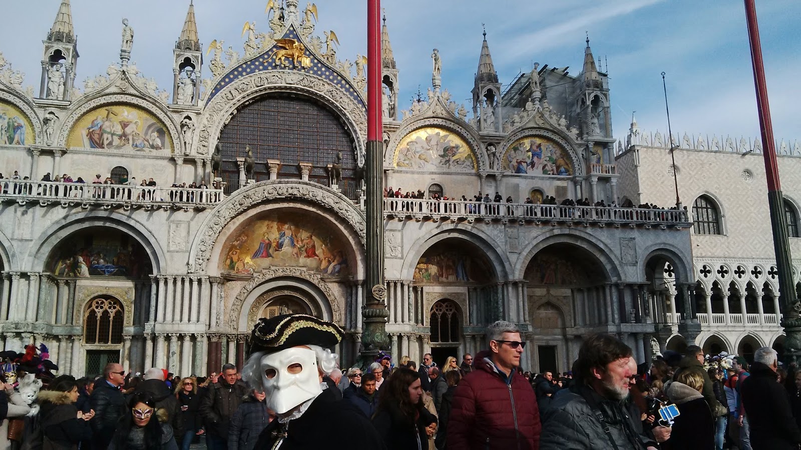 Con mi maleta rosa: Carnaval en Venecia