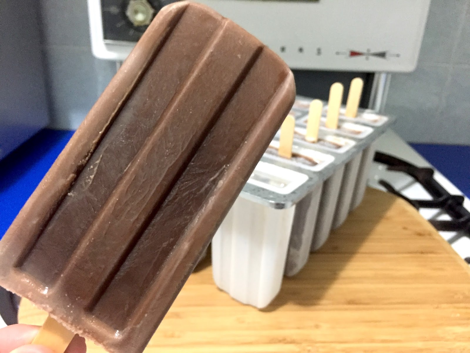 salt sugar & i: Homemade Chocolate Paddle Pops