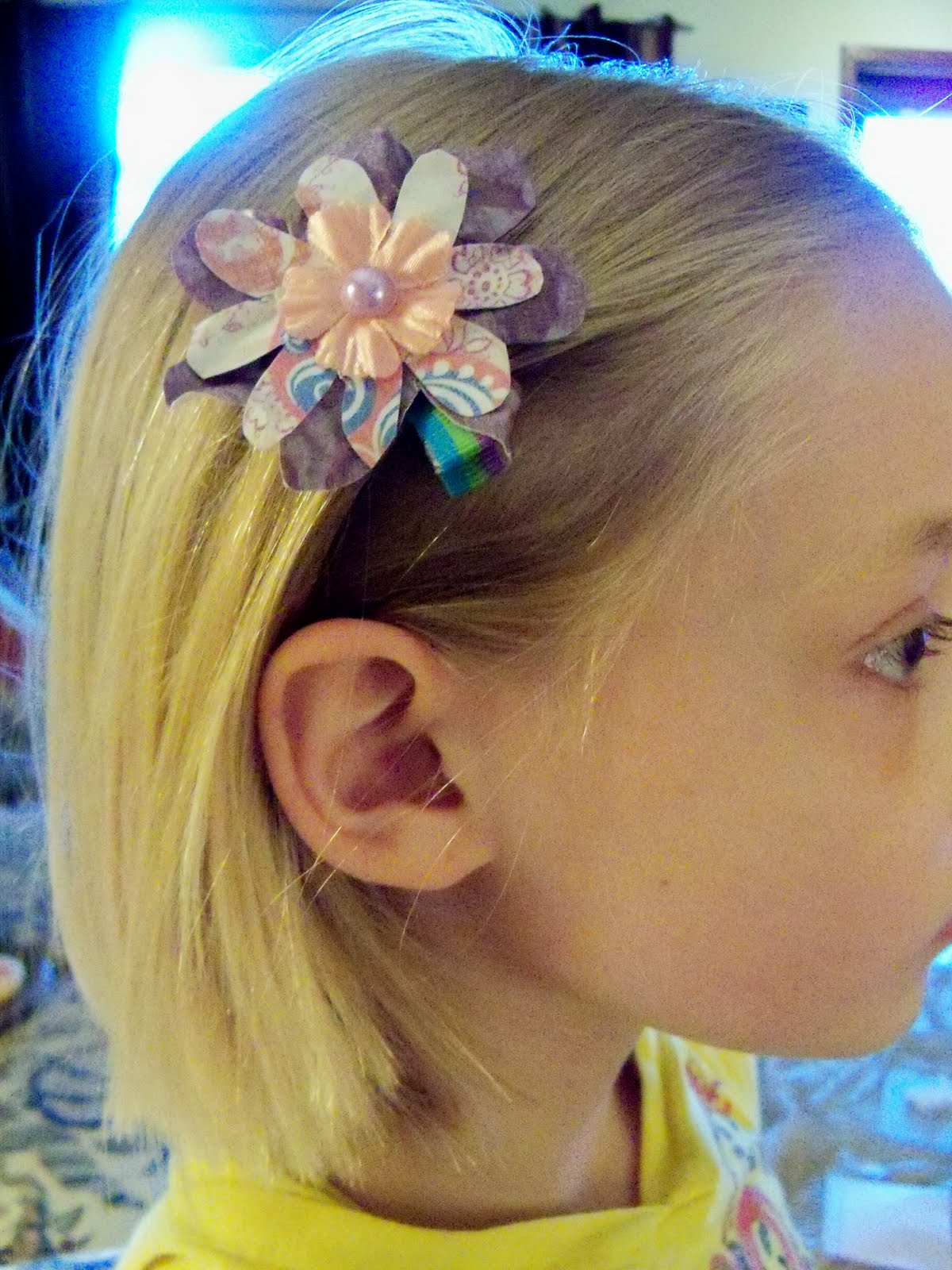 tootyfruitymonkeyluv: First Tutorial! How to Create Paper Flower Hair ...