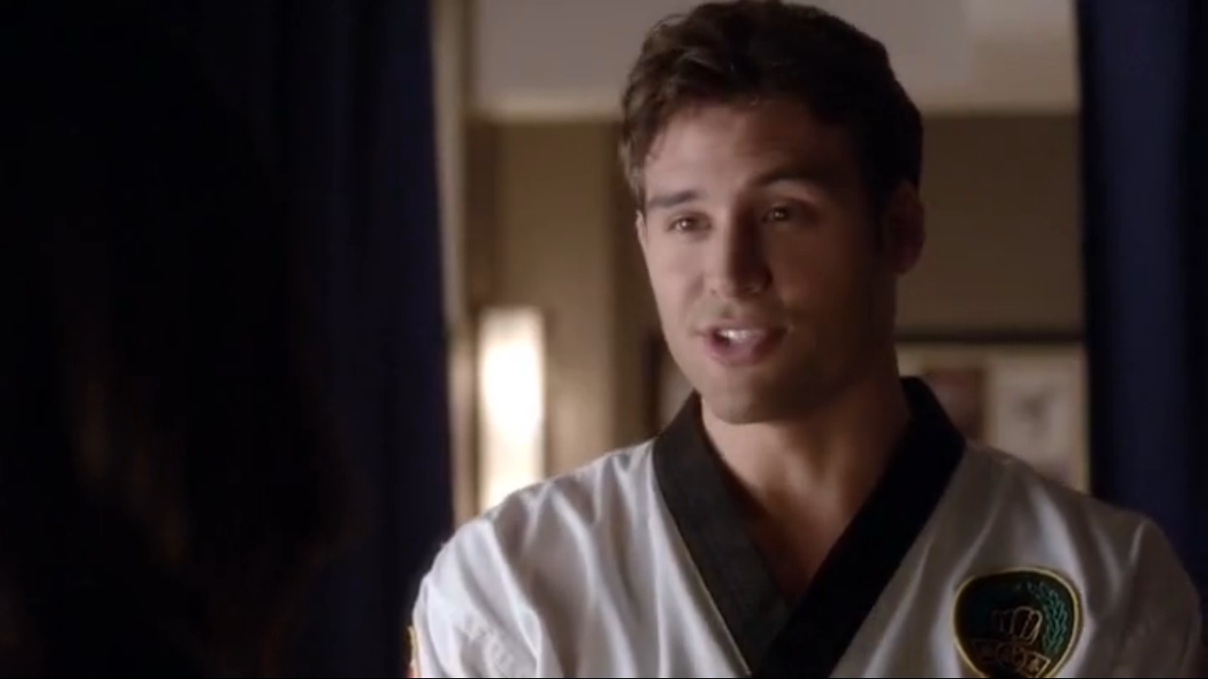 Ryan Anthony Guzman: Jake of Pretty Little Liars (Ryan Guzman ...