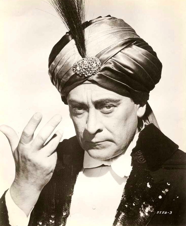 Los Angeles Morgue Files: "Zombo" Comic Actor Louis Nye 2005 Hillside ...