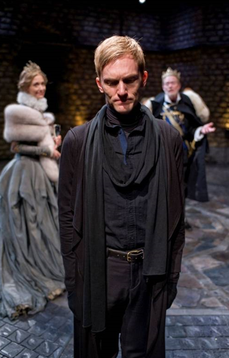 Dawn Reader: Hamlet Knew Grief