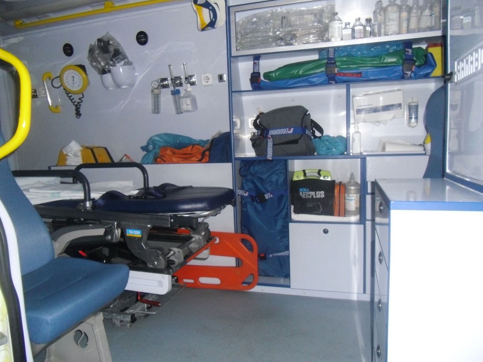 TECNICOS DE EMERGENCIAS SANITARIAS: SESCAM