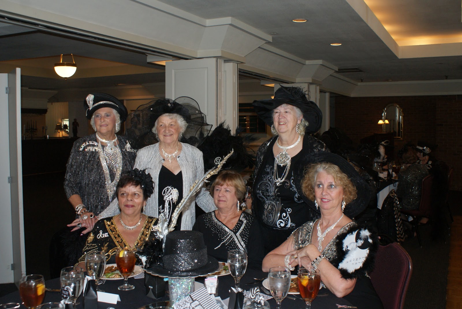 DRAGONFLY DREAMS: Bodacious Black 'n Bling Ball