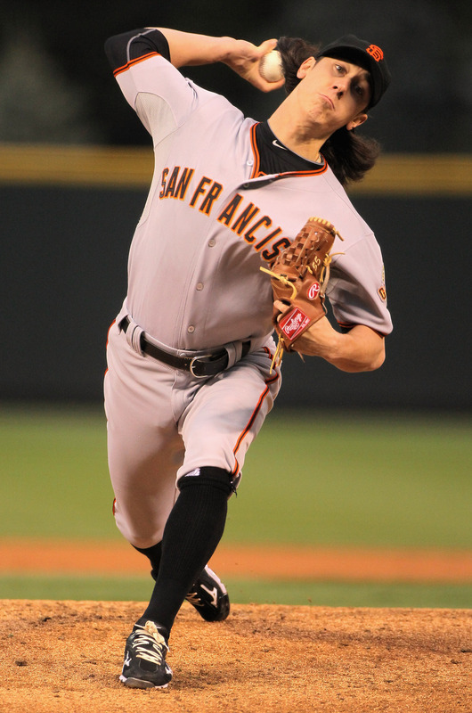 Sons of Johnnie LeMaster: Tim Lincecum sportin' Mizuno cleats for 2011