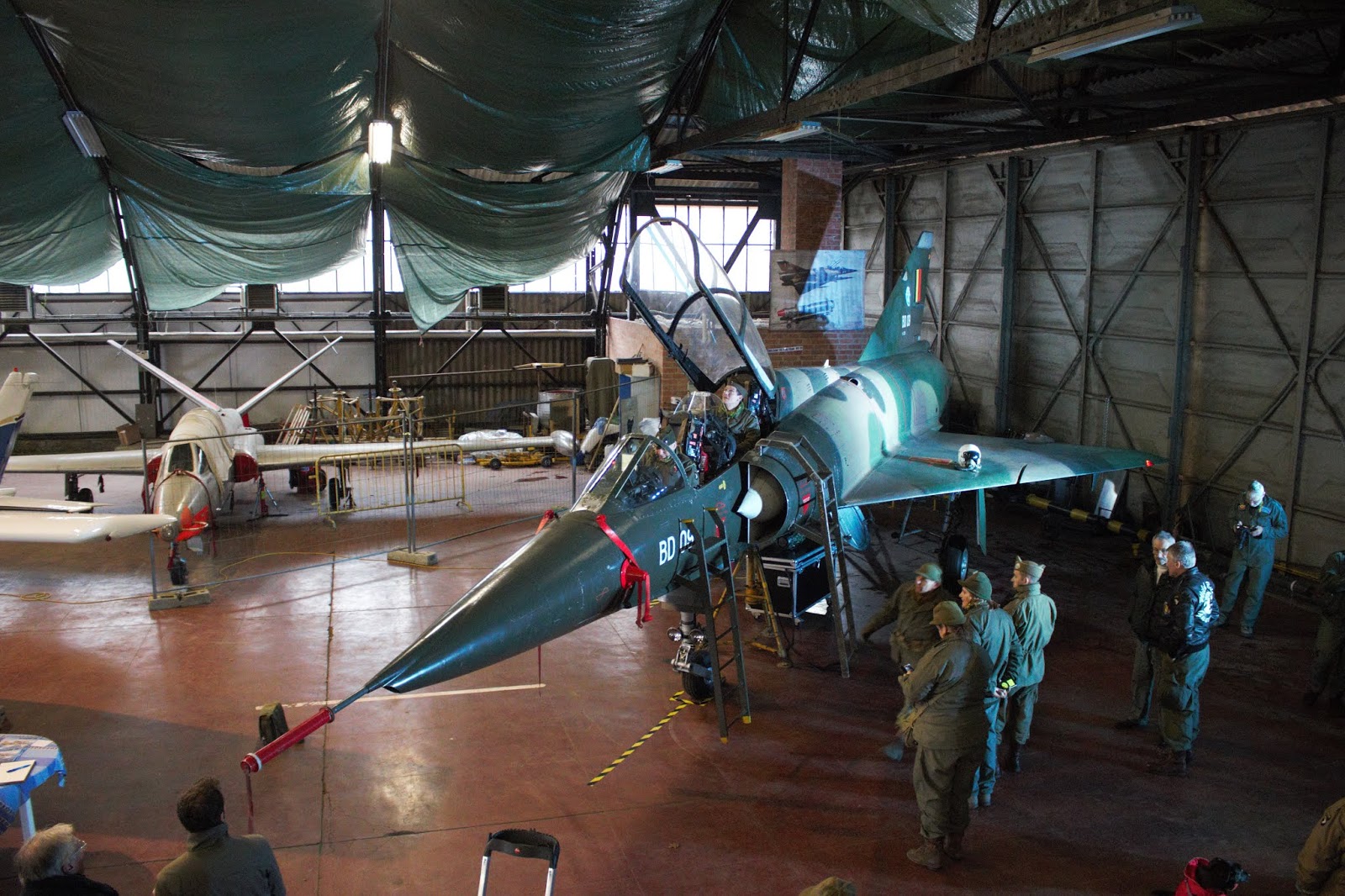 BelgianAviationNews: A fantastic visit to the Mirage 5 BD 09 ...