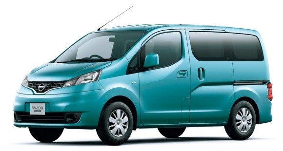 Japan Post Service starts testing Nissan NV200 Electric Van | Electric ...