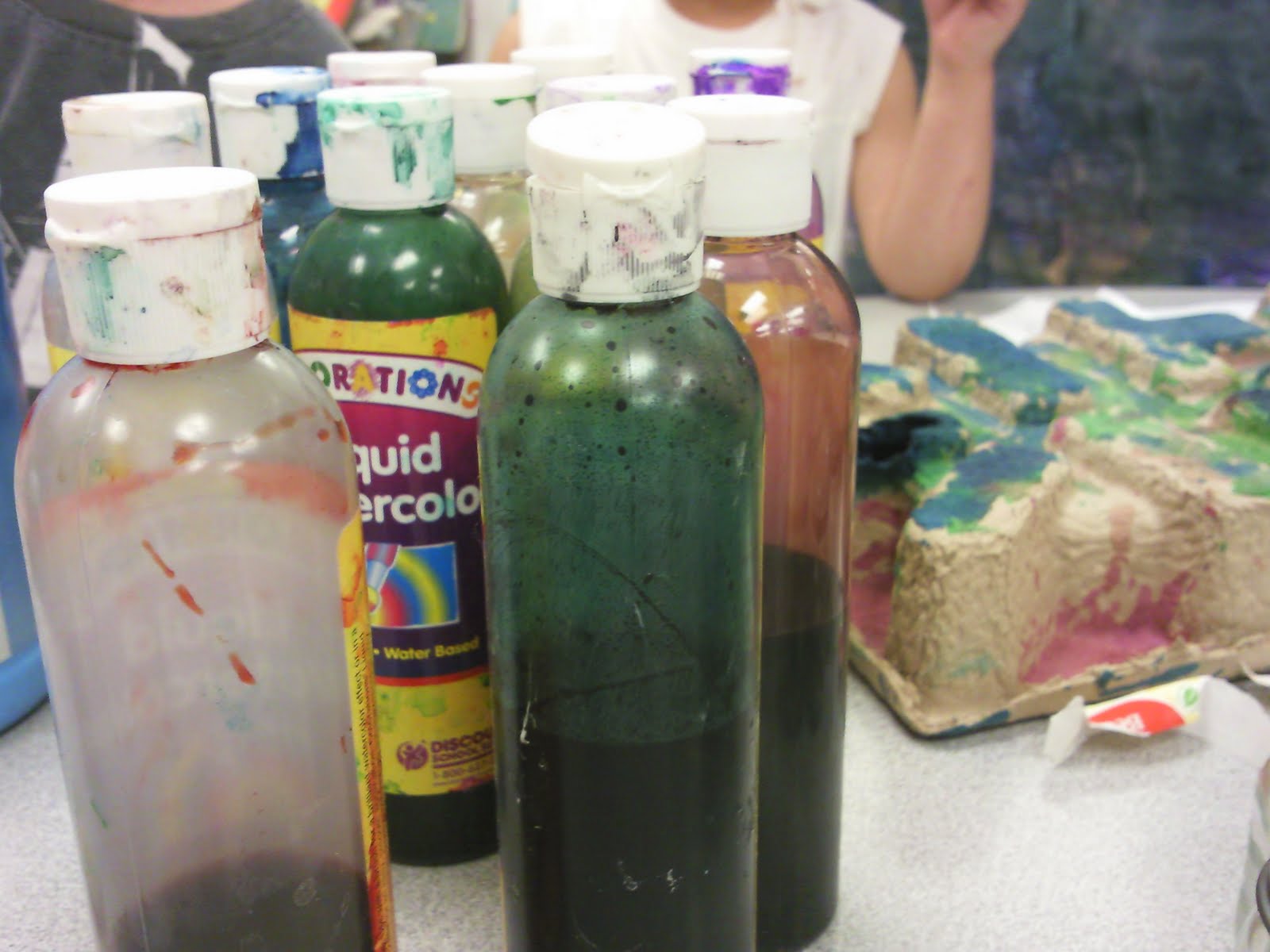 Play-Based Classroom: Paint Mixing Science