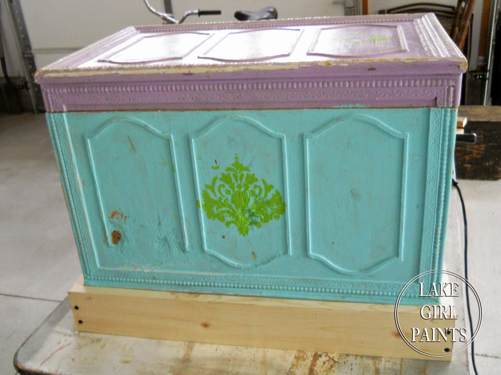 Lake Girl Paints: Toy Box Makeover - Now Storage For Any Room