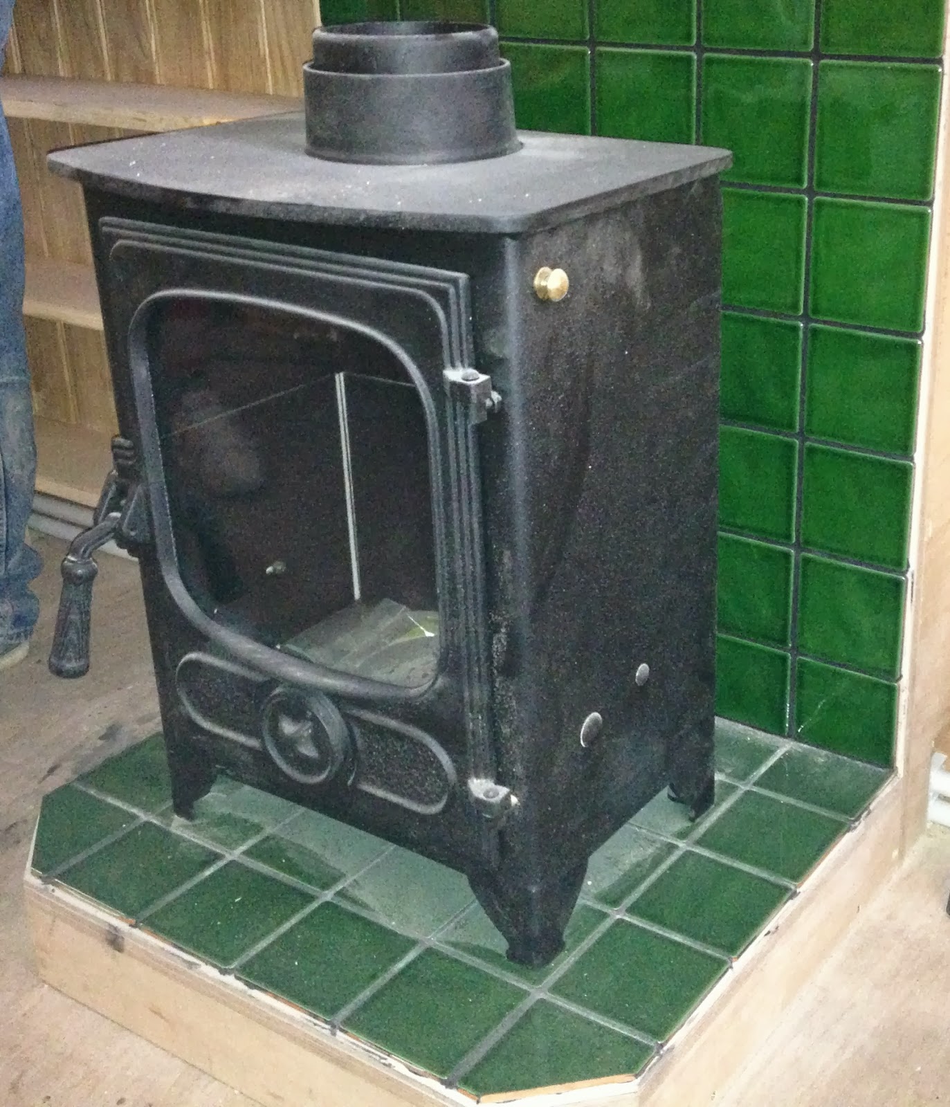 Narrowboat Alice: Fit-out progress ... ninth instalment (September 2013)