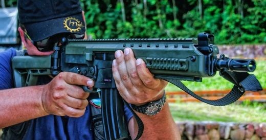 Defensa y Armas: El Ejército brasileño oficializa la adopción del fusil ...