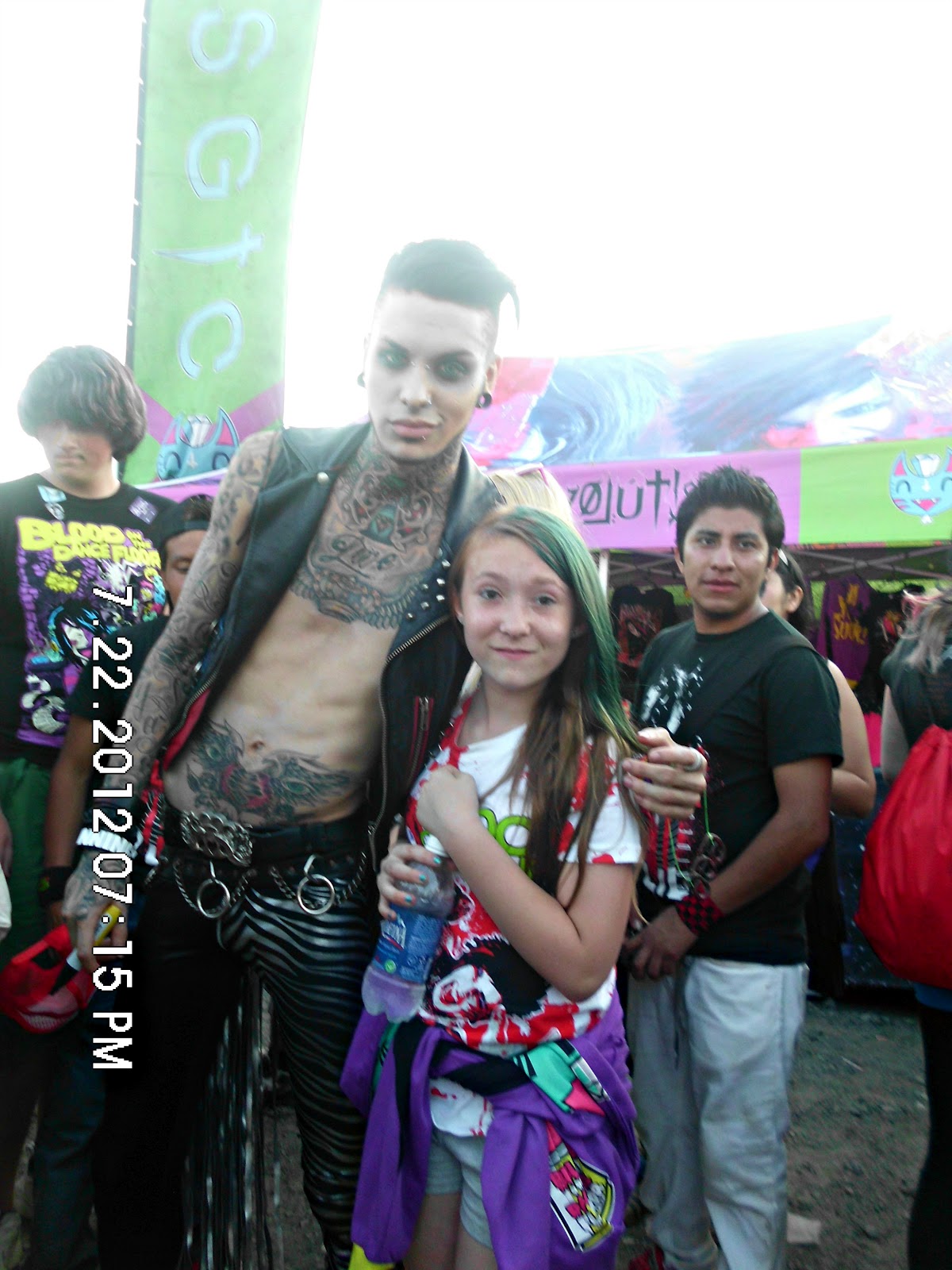 A Blog For Teens: Met Jayy Von Monroe!!