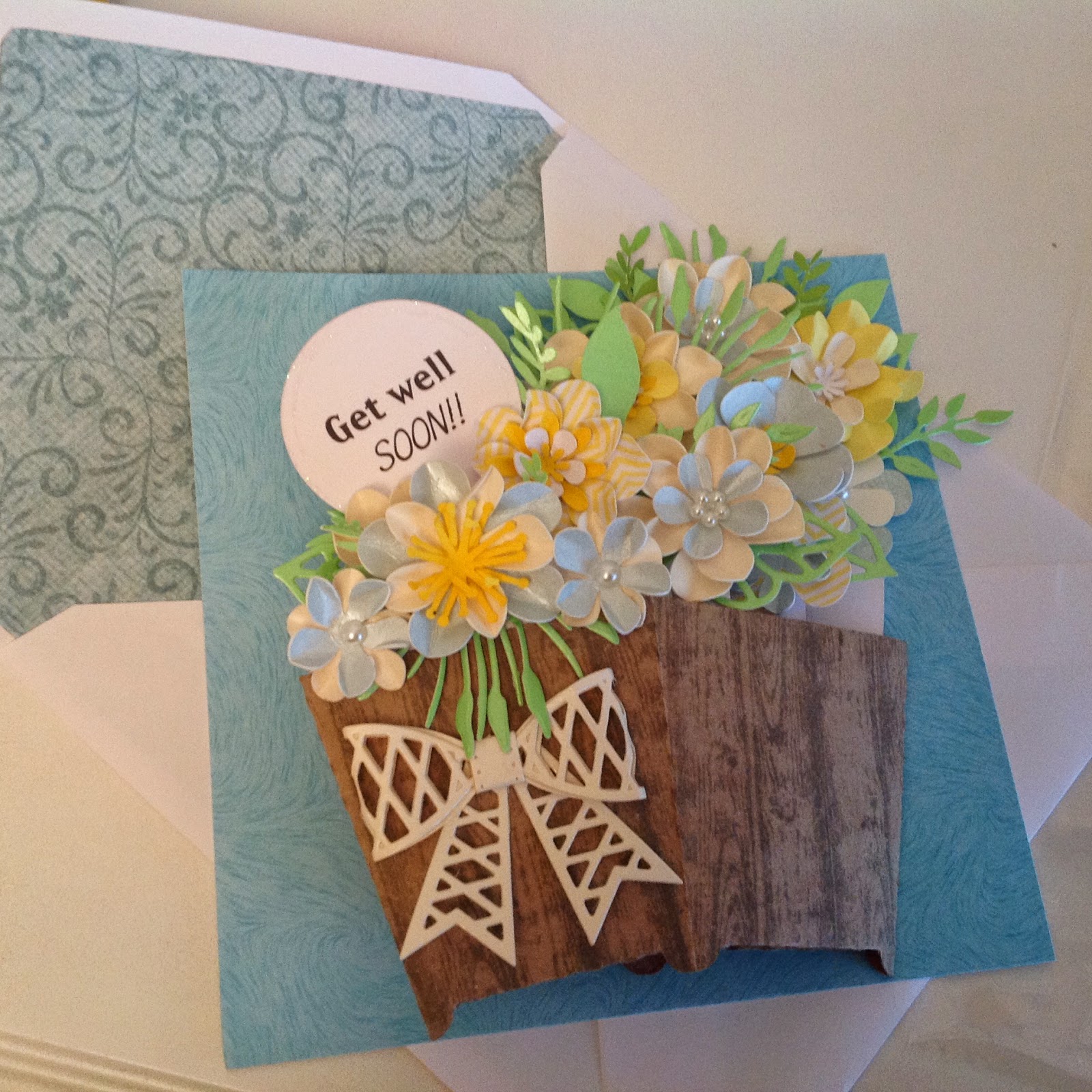 The Kraft Project : New Dimensional Box Card Designs