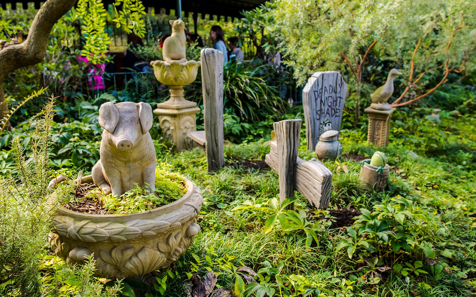 Tokyo's Pet Cemetery