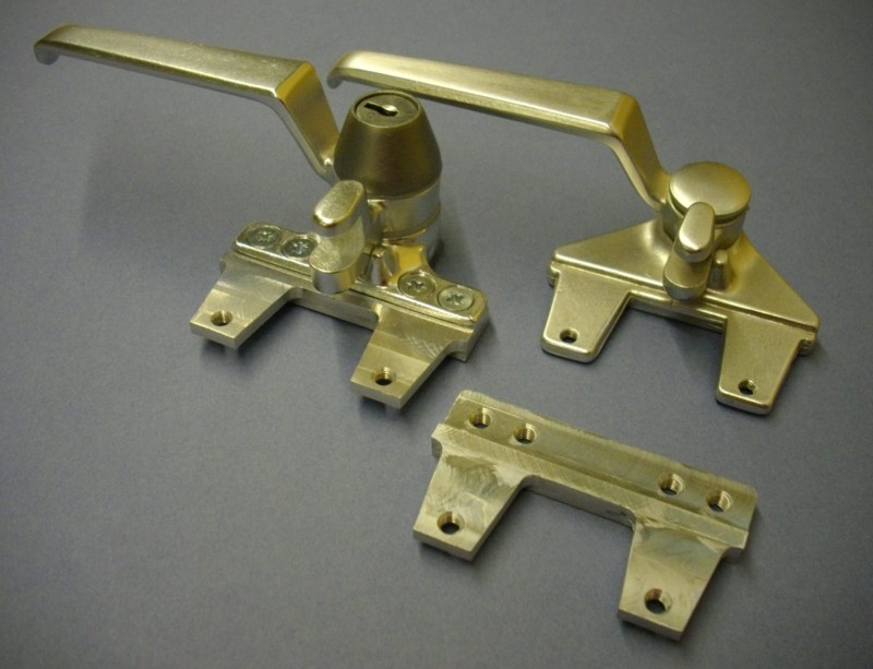 Metal Window Parts: Archital Luxfer Pivot Handle