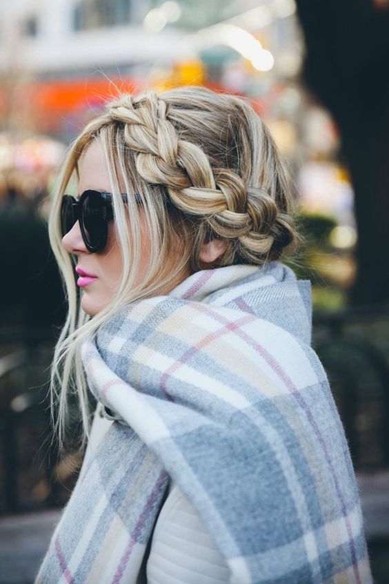 The 30+ Best Winter Hairstyles You Have To Try - Julie - Lovely Outfits