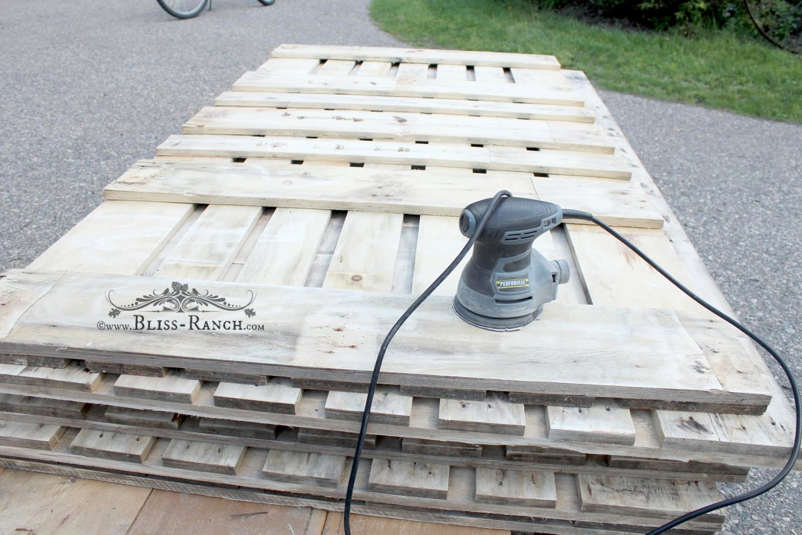 Bliss Ranch: Rustic Wedding Pallet Tables