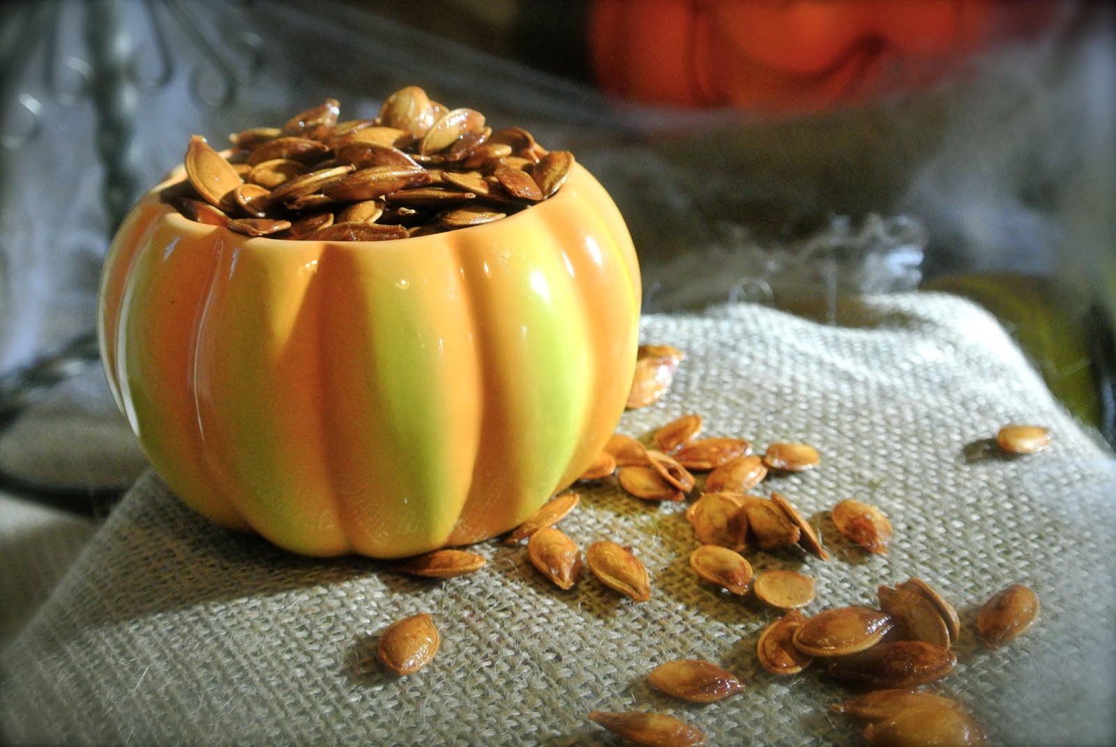 DIY: Delicious Roast Pumpkin Seeds - Fashion Mumblr