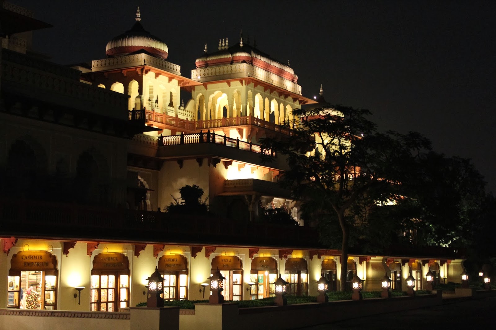 Traveller's Tales: Pink City