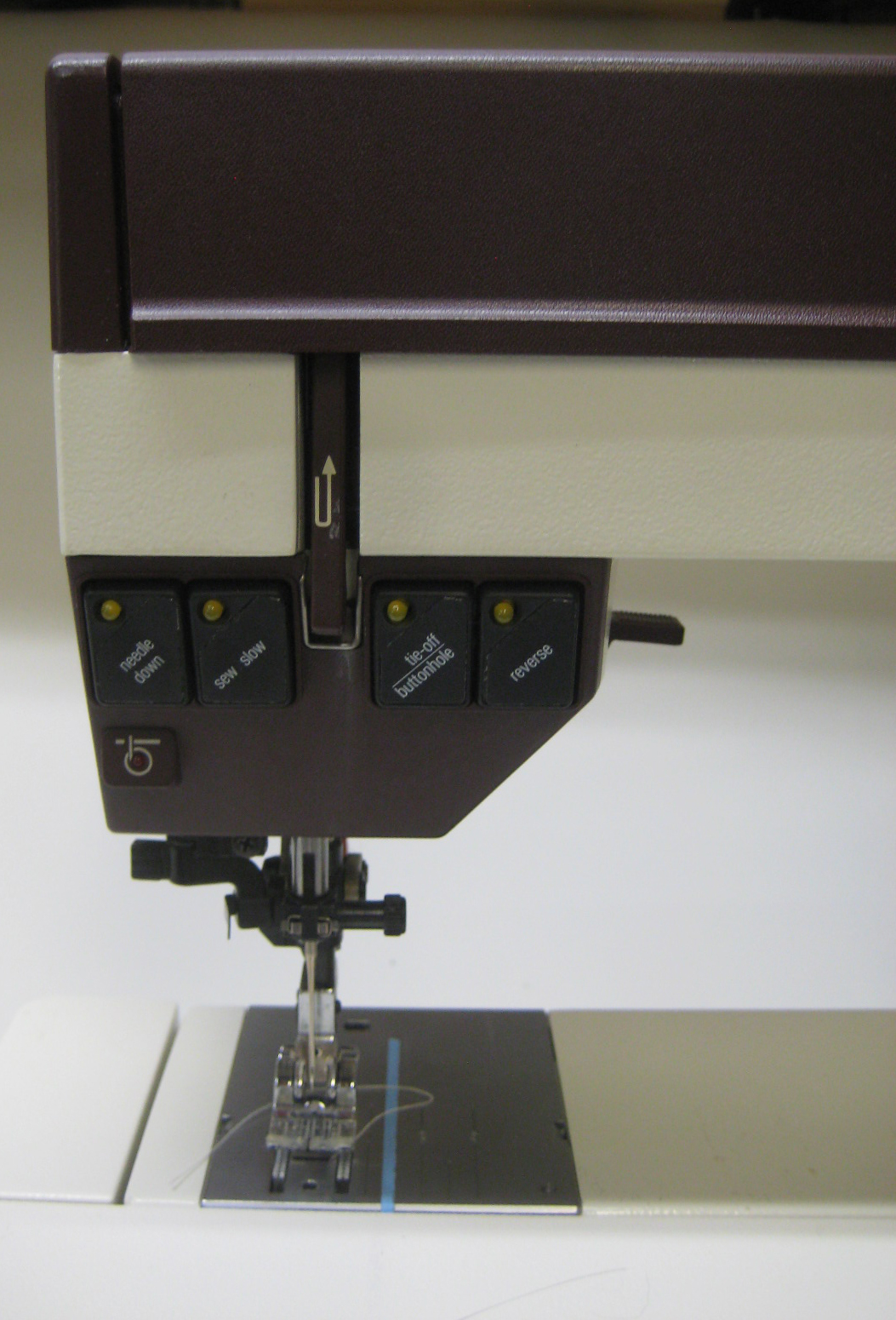 MI Vintage Sewing Machines: Pfaff 1471 Creative (1983)