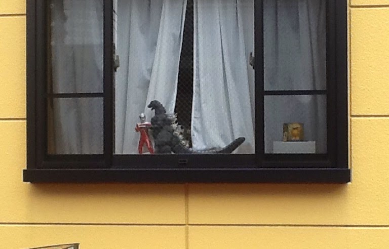 Adventures of an Introverted Traveler: Godzilla Destroys Tokyo