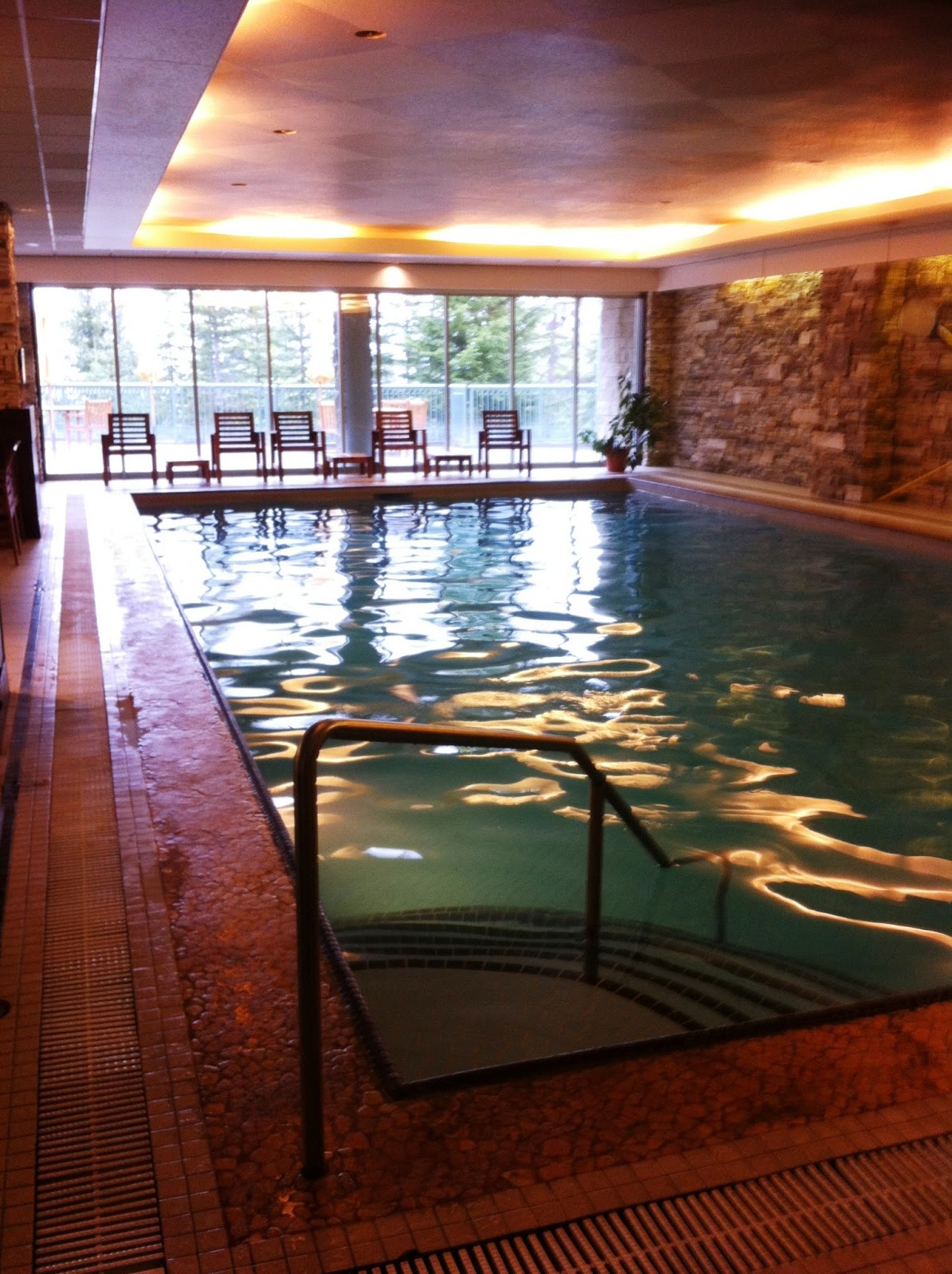 Banff Hotels: Our Stay at Rimrock Hotel in Banff Alberta