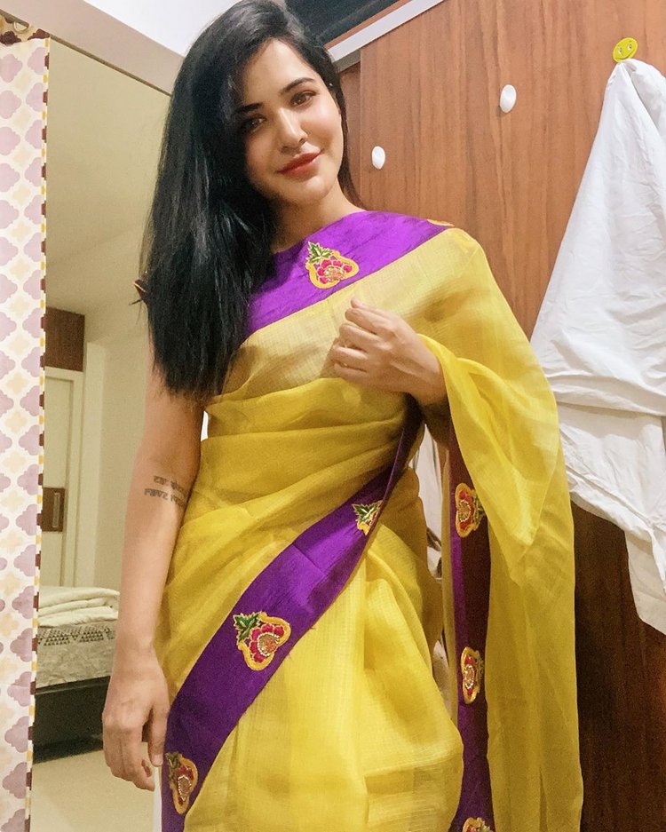 Big Boss Fame Ashu Reddy Recent Poses