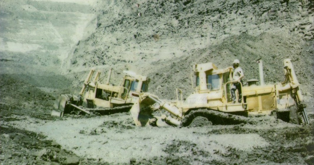 Mining Mayhem: Double Bogged Dozers
