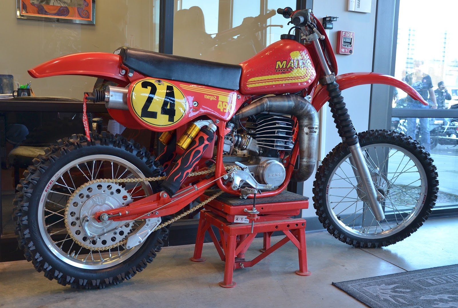 Yo Eddy !!: Siege's Vintage Motorcycle Show - Renton, Washington