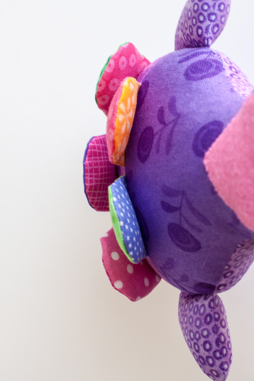 .: August 16 - Little Fishy Pattern and Tutorial