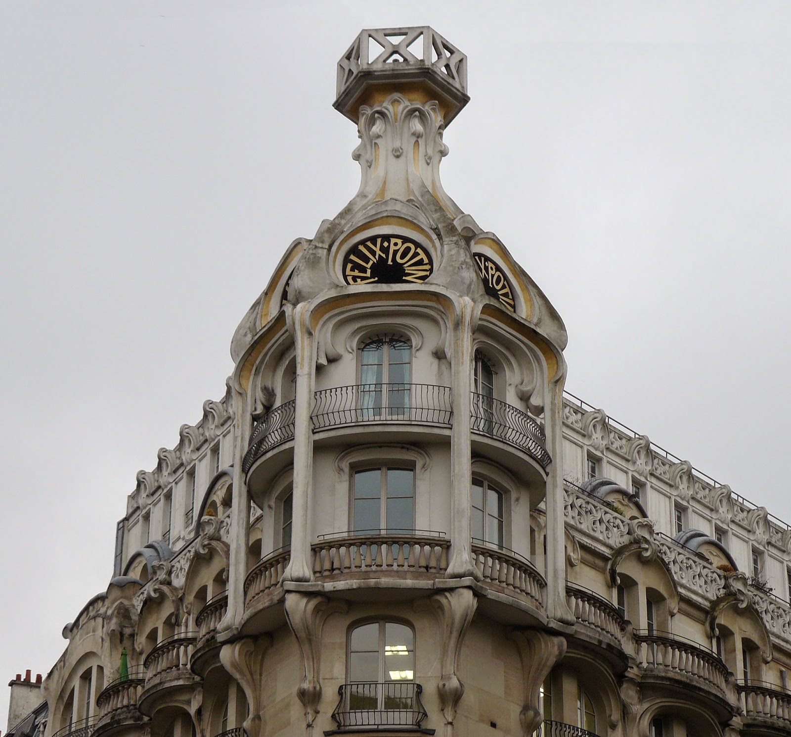 menestroll et lutecien : les épiceries FELIX POTIN