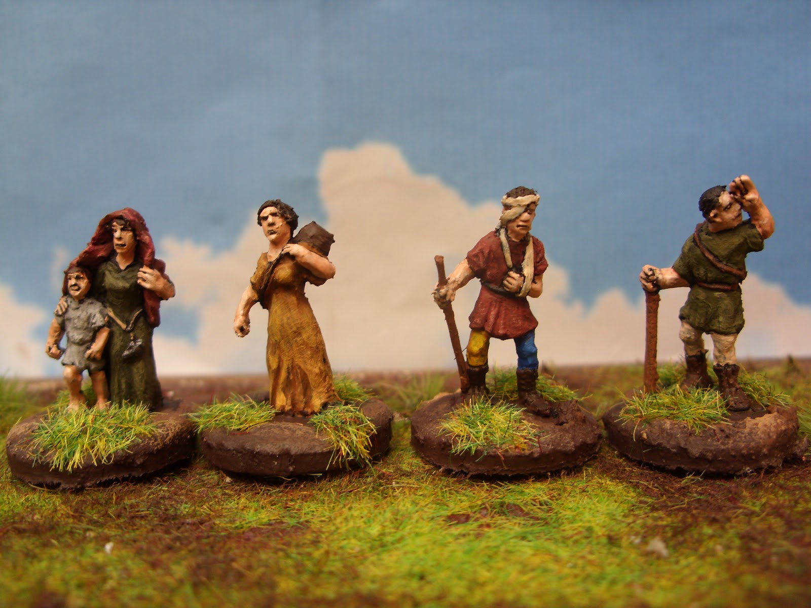 Medieval Civilians | planetFigure | Miniatures