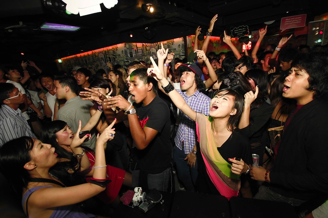 LA BUENA VIDA: Singapore in Photos (Barkada, Couples, and Family)