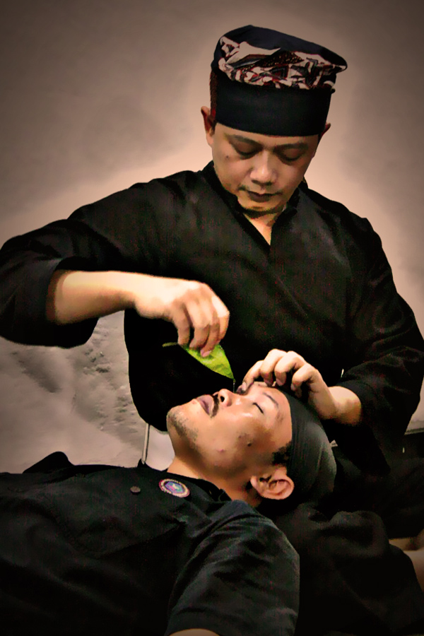 Silat Palembang: Tradisi Kecer