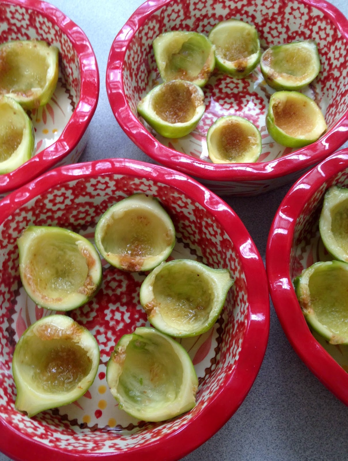 Recipe: Cream Cheese Stuffed Figs with Fresh Fig Caviar Compote