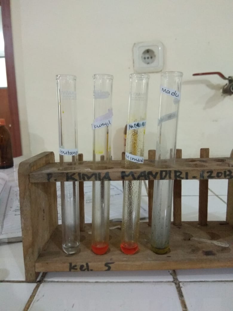 PRAKTIKUM KIMIA ORGANIK I: Laporan percobaan 6 (Alkohol dan fenol)