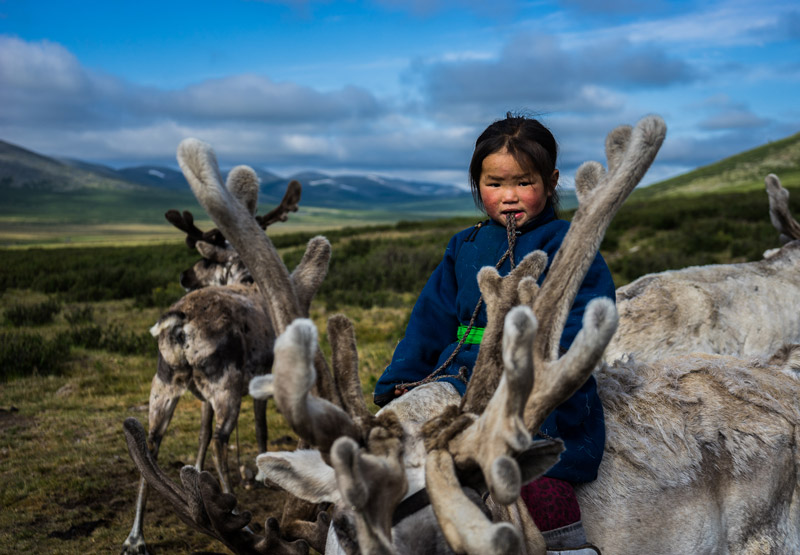 White Wolf : Fascinating photos of the last remaining nomadic groups of ...