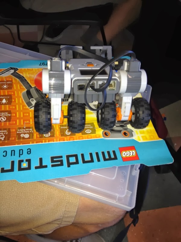 Build: Lego Robotic Cars!!!