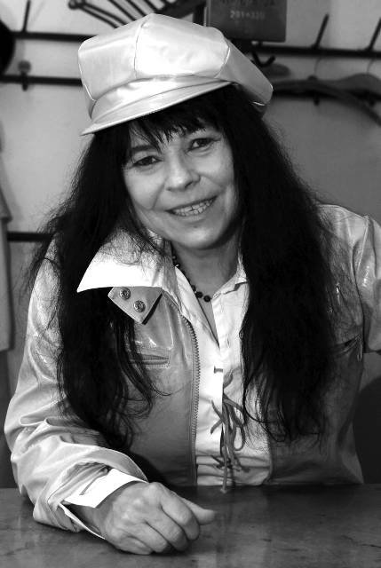 JAROSIŃSKI do BRASIL: A cantora Karin Stanek morreu