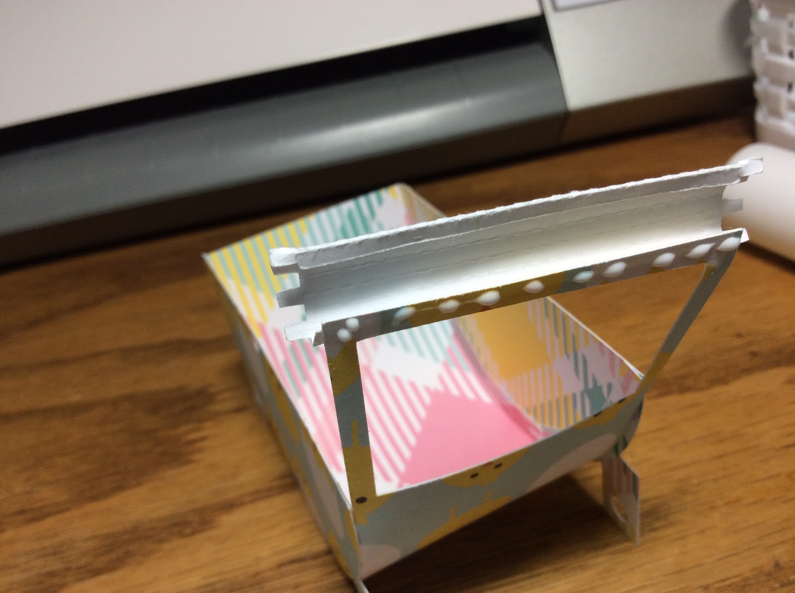 Papercrafts and other fun things: A Paper Baby Carriage For a Baby Shower